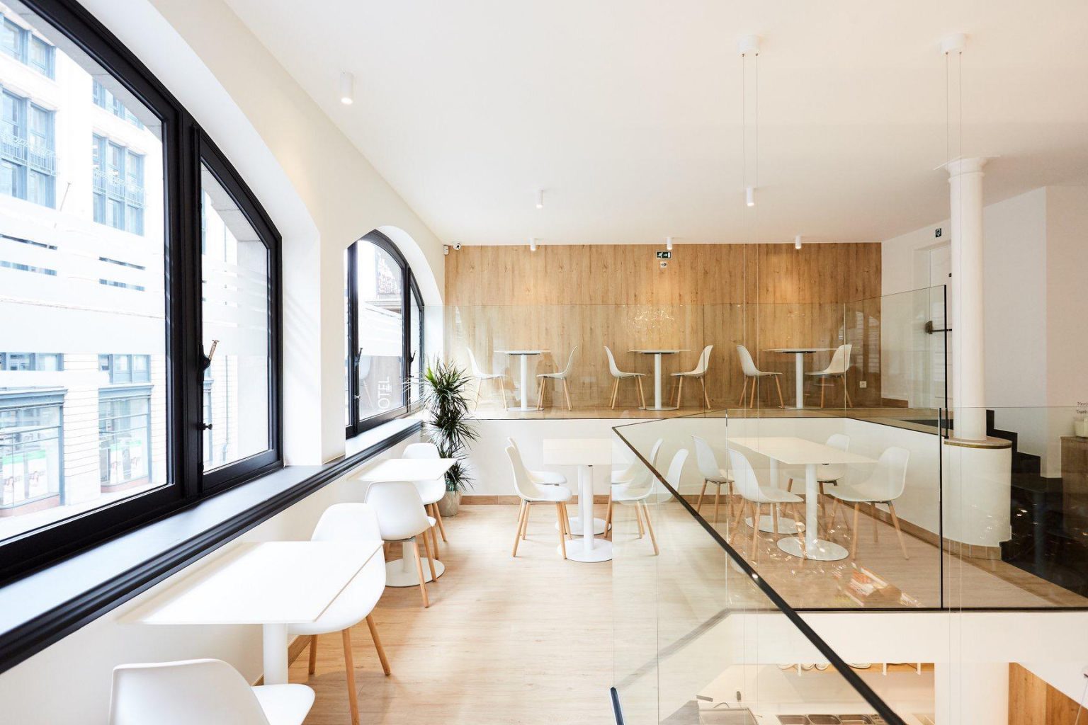 Home - BreakPoint Brussels